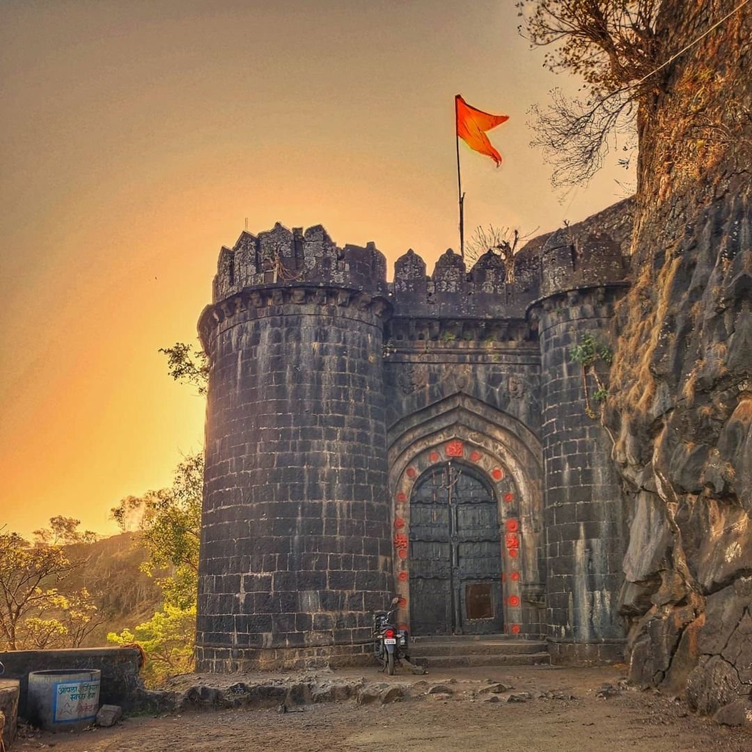Satara Tourist Places | Satara Sightseeing & Satara Tourism Guide